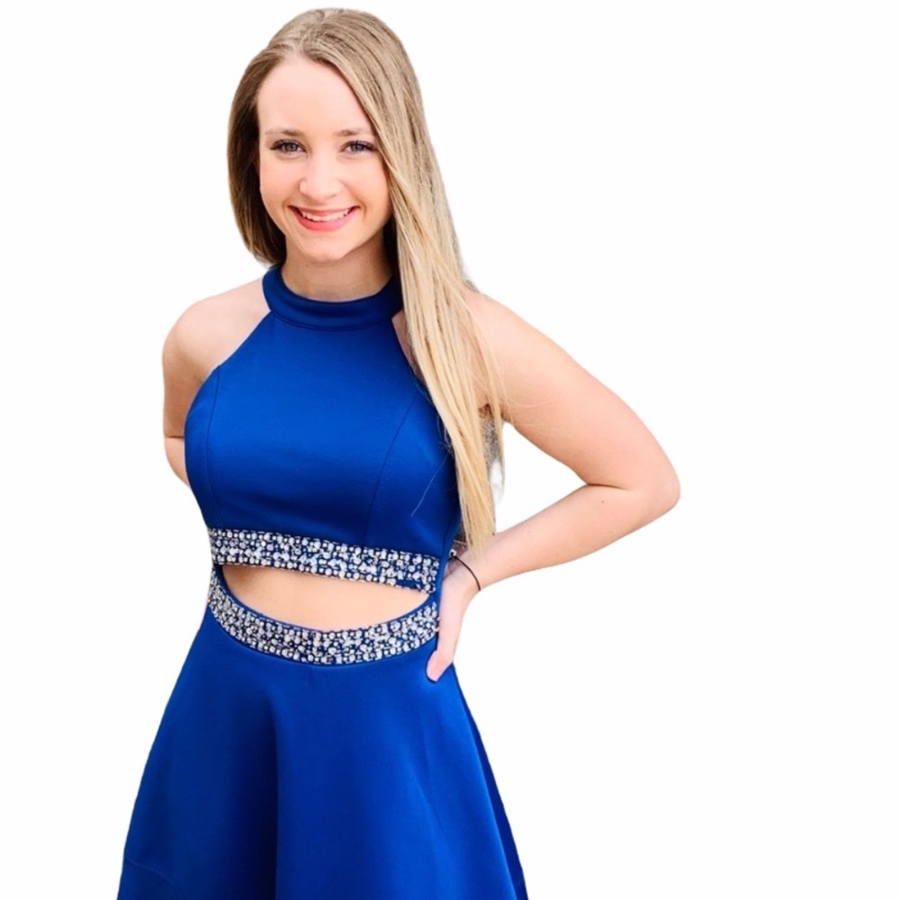 Honey And Rosie Semi Formal Open Stomach Dress Size M… - Gem